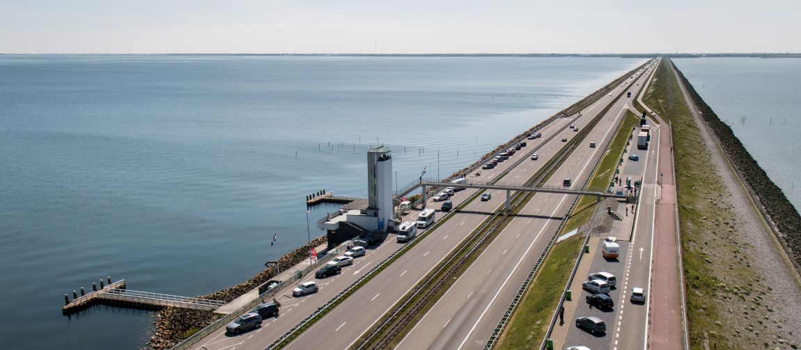 Afsluitdijk | Hi-Lo